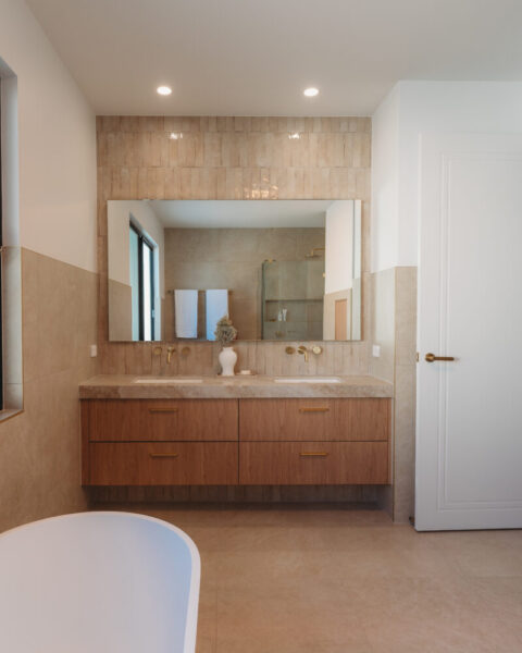Browse Mahal Ivory Online | Universal Stone